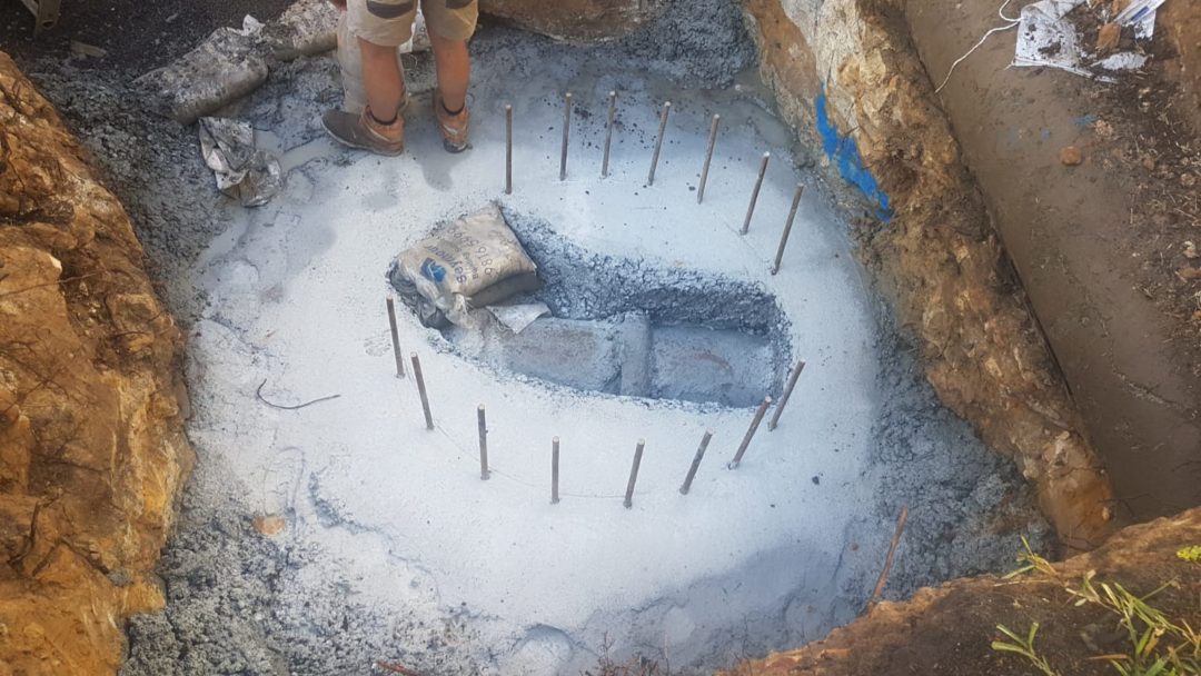Pouring Manhole base with reo starter bars and early benching | Sydney ...